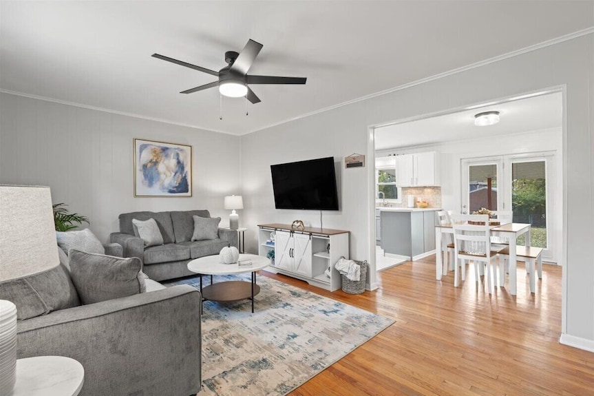 The Orchard Nook: Dog-friendly 3br W/ Ping Pong, Huge Yard & Near Kc World Cup! - Belton, MO