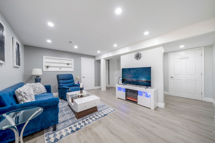 Live And Work Near Dc: Coffee + Msg Chair + Wi-fi - Maryland