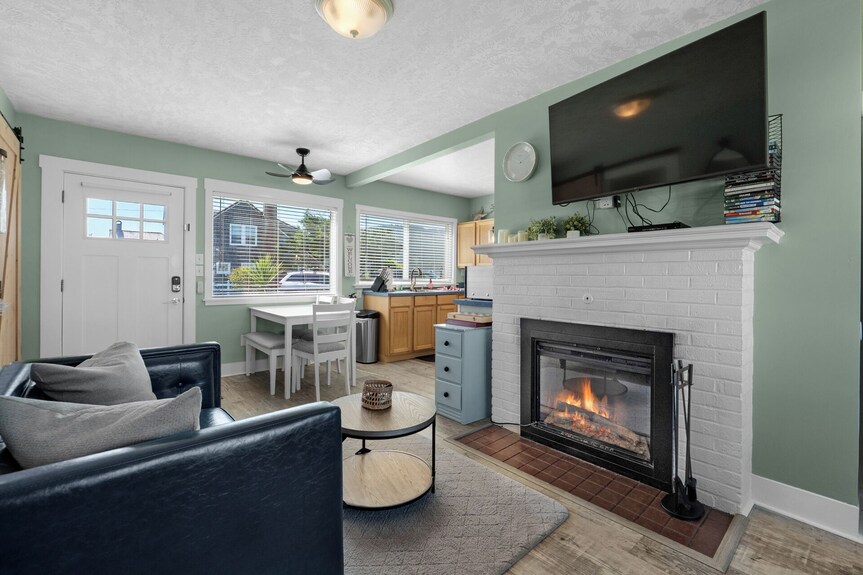 The Tides By The Sea - Entire Rental Unit In Seaside, Oregon, United States - Seaside, OR