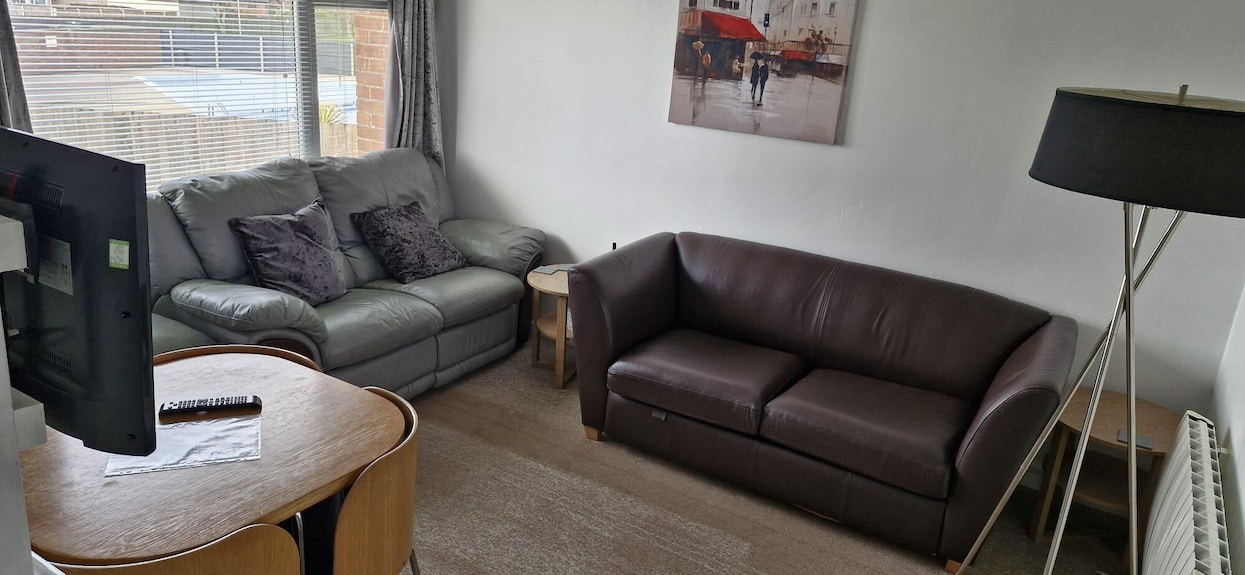 Homely Chalet To Hire In Scratby Nearby The Beach In Norfolk Ref 76166b - England