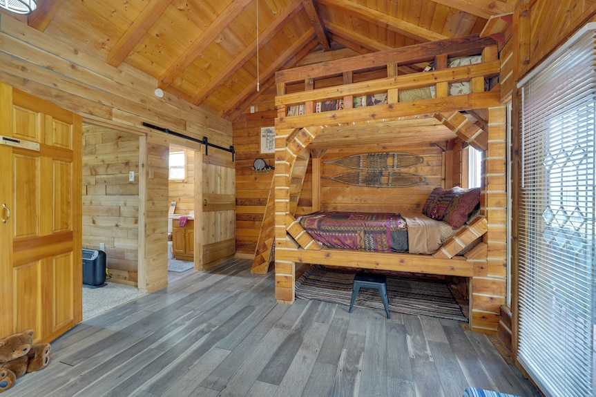 7 Mi To Kenai River: Soldotna Cabin W/ Lake Access - Alaska