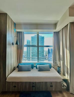 Estúdio Deluxe, Vista para a cidade | Sala de estar