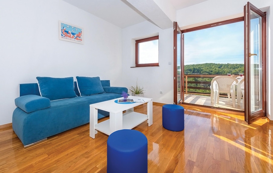 Increíble Apartamento En Bilice Con Piscina. - Šibenik