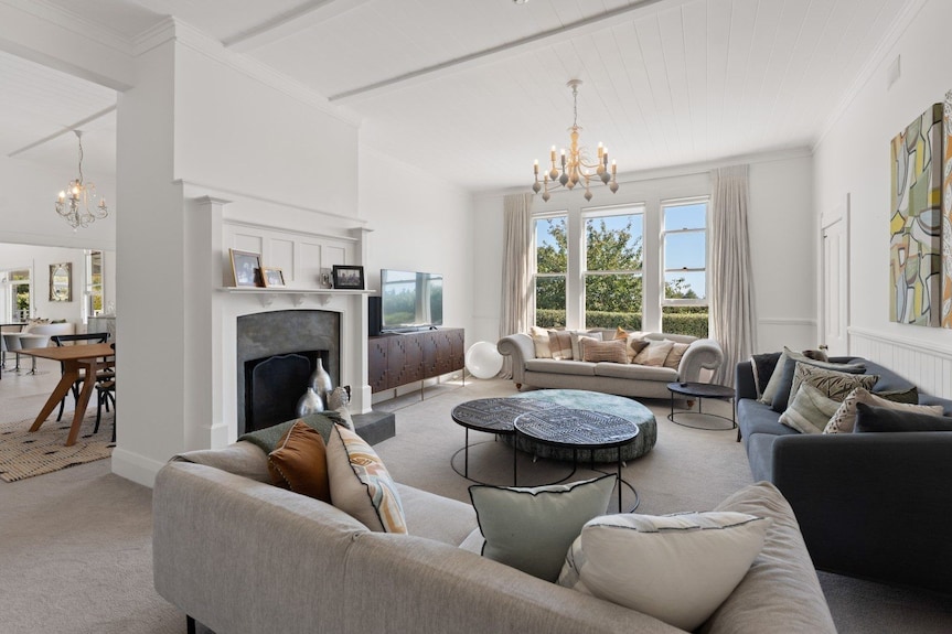 Te Horo Haven - Spacious 4 Bedroom Villa With Pool, Spa And Great Family Vibes! - Wairarapa