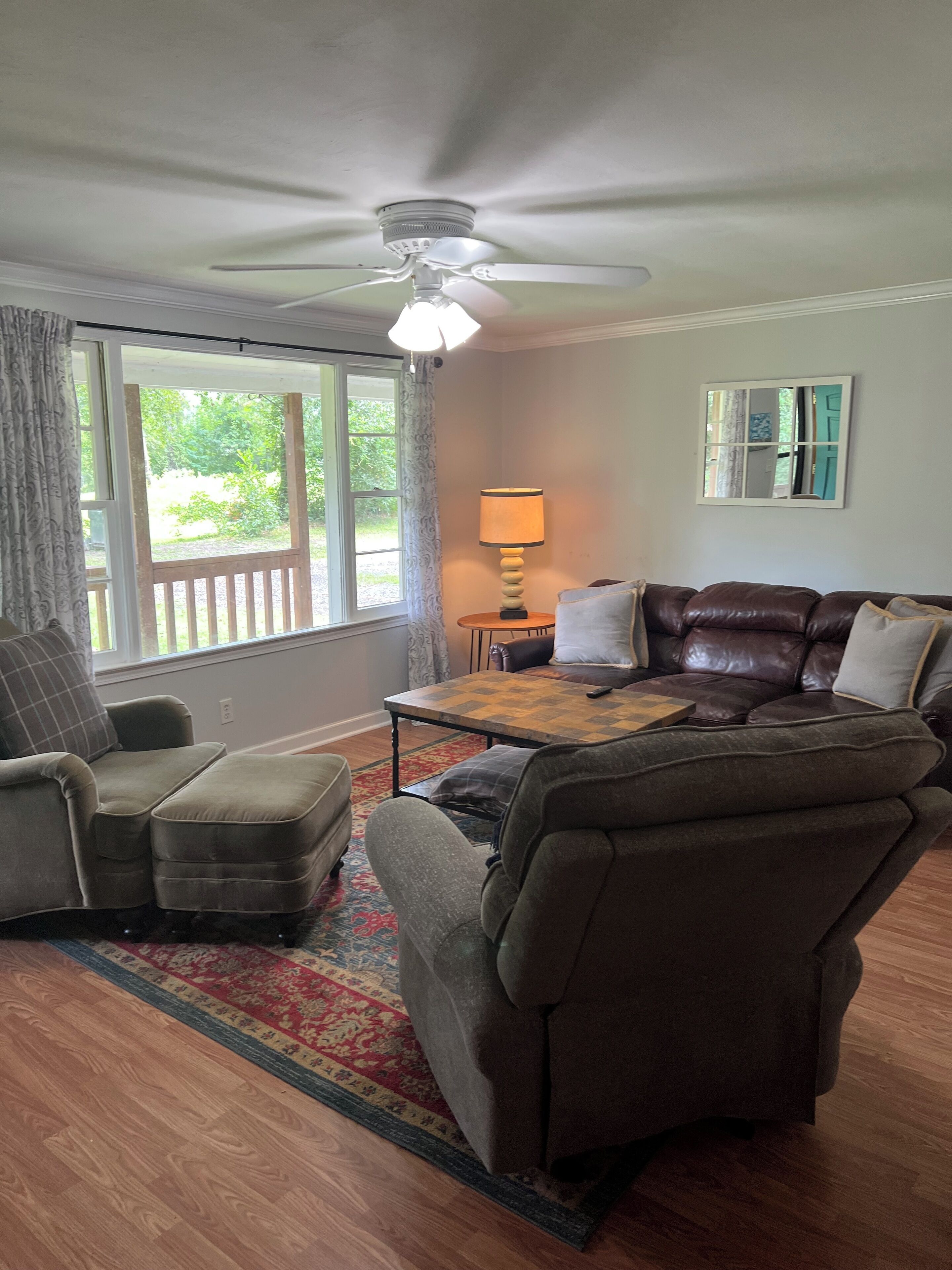 Charming 3-bedroom House, Close To I-75, Ga National Fairgrounds, Robins. - Warner Robins, GA