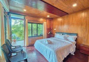 Casa na Árvore Clássica, varanda, vista para o jardim | Ferro/tábua de engomar, Wi-fi grátis 