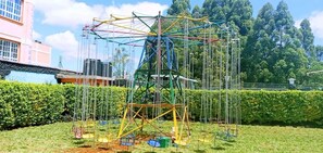 Área de recreio para crianças (ao ar livre)