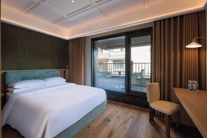 Quarto Duplo Standard, vista para o pátio | Secretária, cortinas/cortinados opacos, quartos insonorizados 