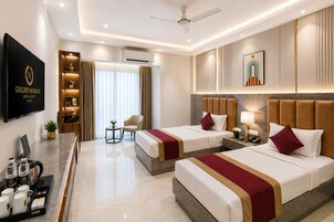 Quarto casal luxo | Ferros/tábuas de passar roupa, Wi-Fi de cortesia, roupa de cama