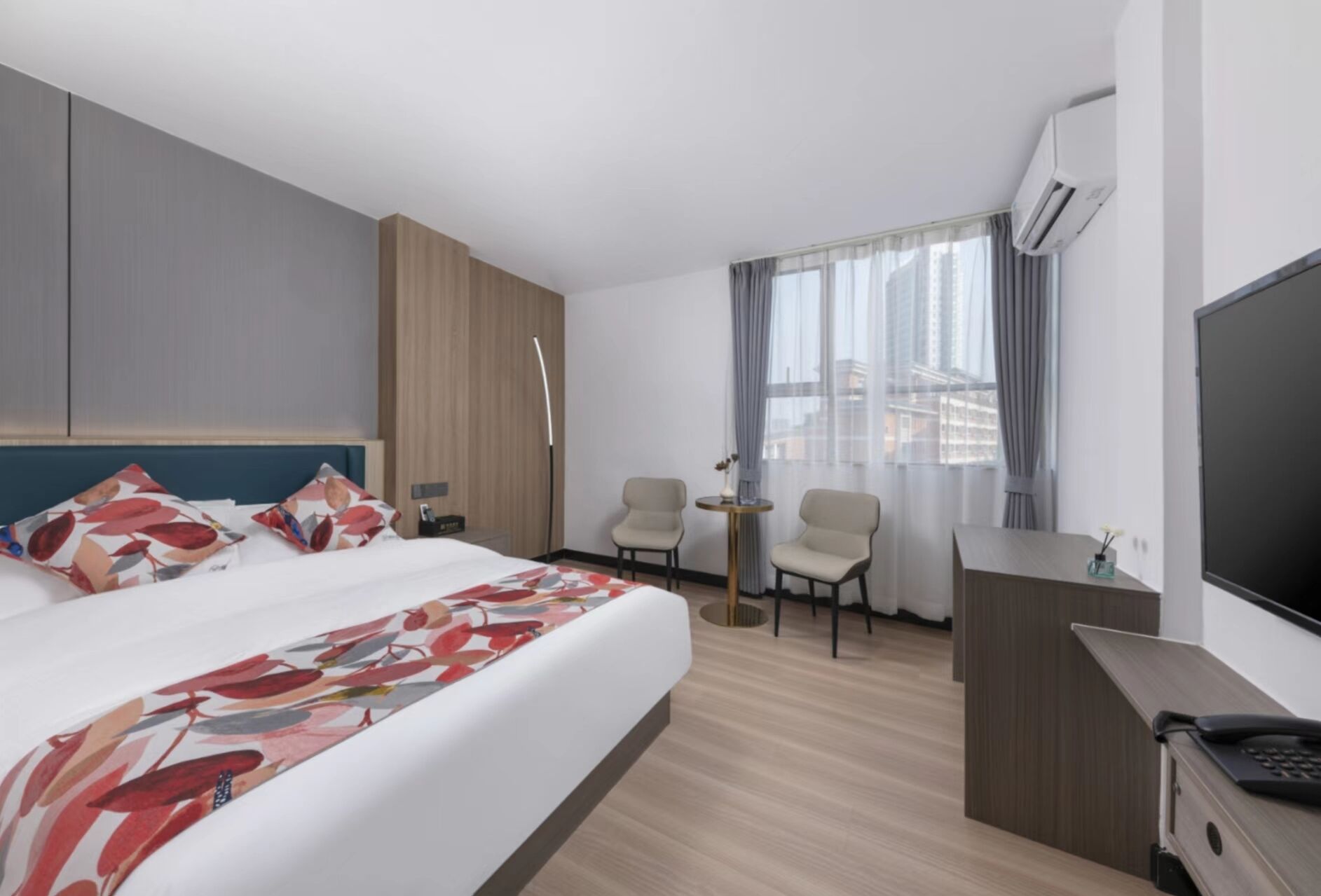 Quarto Duplo de Luxo | Wi-fi grátis, roupa de cama fornecida 