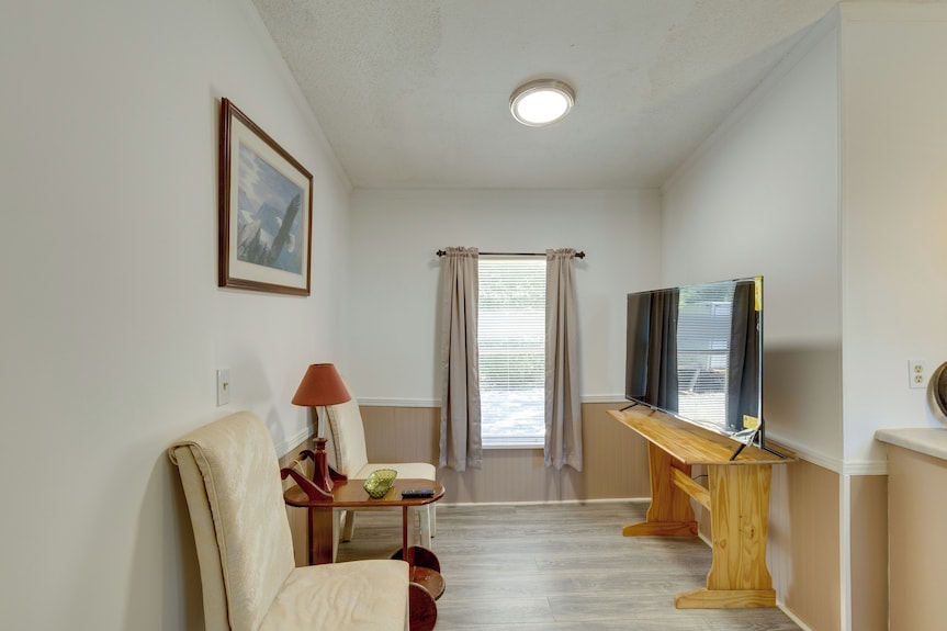 Pets Welcome: Quiet Retreat Near Lake Guntersville - Cathedral Caverns State Park, Woodville