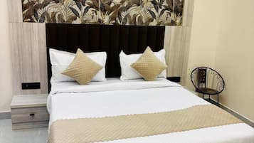 Quarto Duplo Deluxe | Lençóis italianos Frette, roupa de alta qualidade, edredões de penas