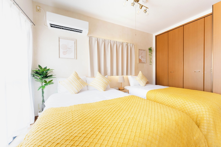 3-minute Walk From Shikanbashi Bridge, In The Center Of Nagasaki City! For Couples, Girls' Night Out! Convenient For Sightseeing! Rooftop & Projector Included - Nagasaki