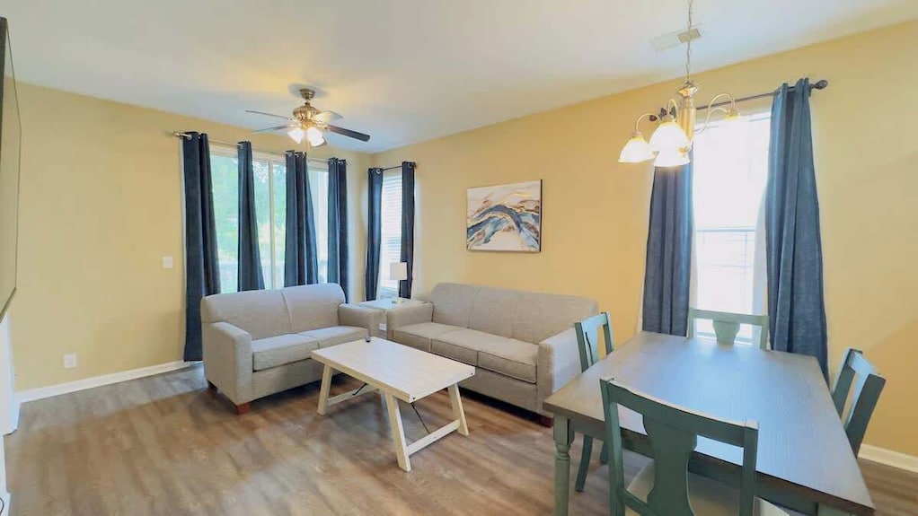 Bright 2br Condo Near Beach & Golf | River Oaks - Conway, SC