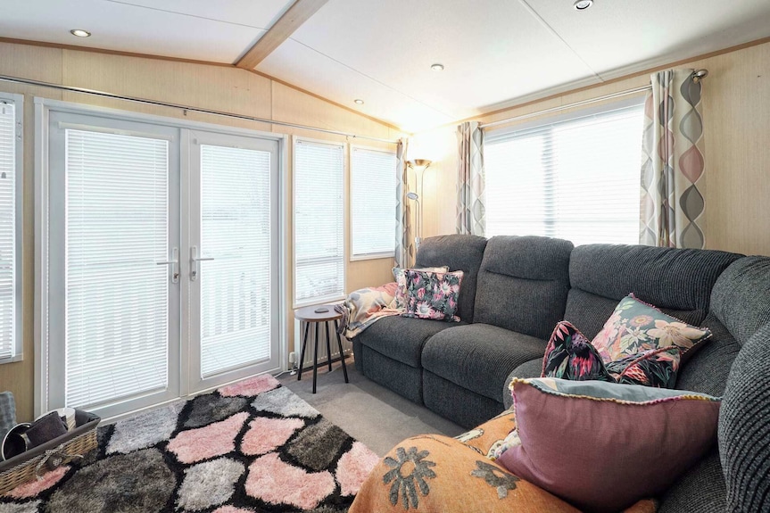 Host & Stay | Leon's Retreat - Scotland