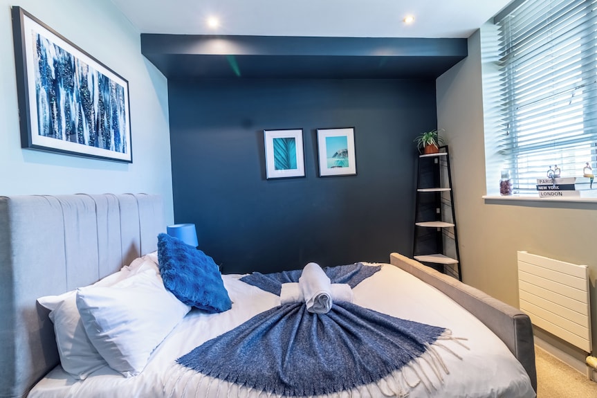 Luxurious Long Stay With Free Parking - 로팅딘