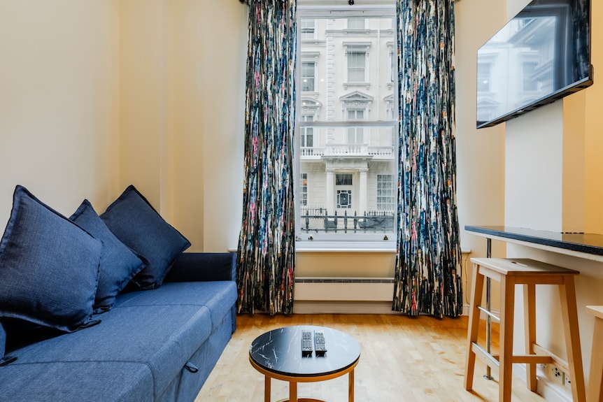 Comfy One Bedroom Flat In Queensway - Chelsea