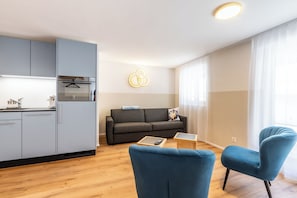 Condo conforto, cozinha, vista para a montanha | Área de estar