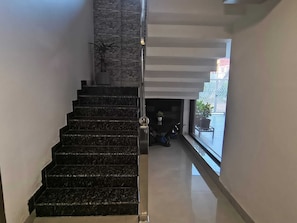 Corrimões nas escadas