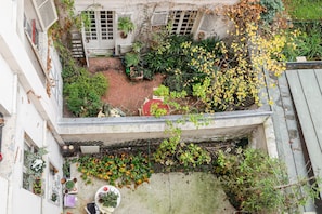 Apartamento Cidade, 1 cama queen-size e sofá-cama, não fumadores, vista para o pátio | Vista para o pátio