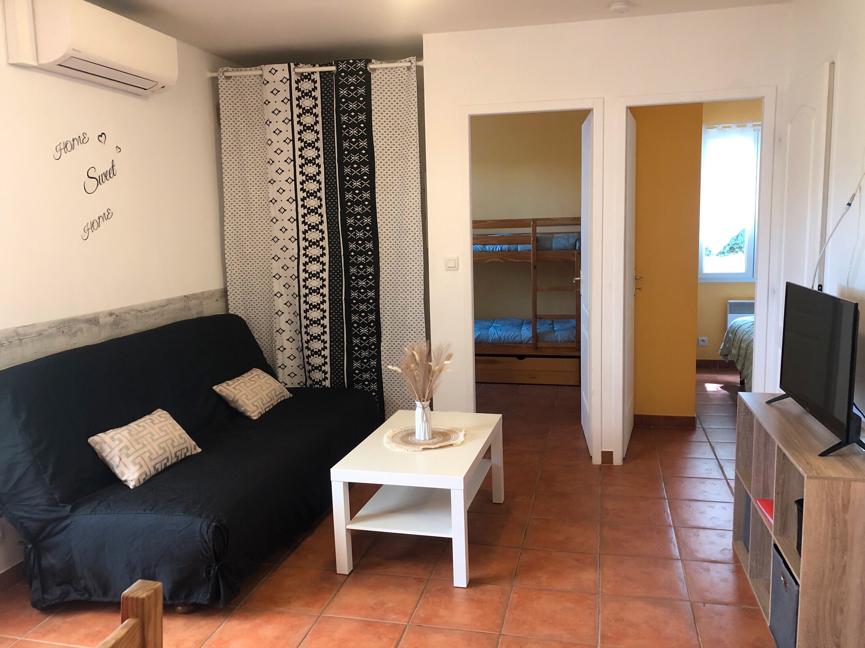 Gîte 'Le Micocoulier' Chez Heike Et Didier, Piscine Partagée, Wifi, Climatisation, Animaux Non Admis - Alès