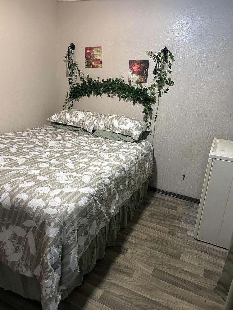 Cozy cabin in gated Lake community. - Van Zandt County | Vrbo