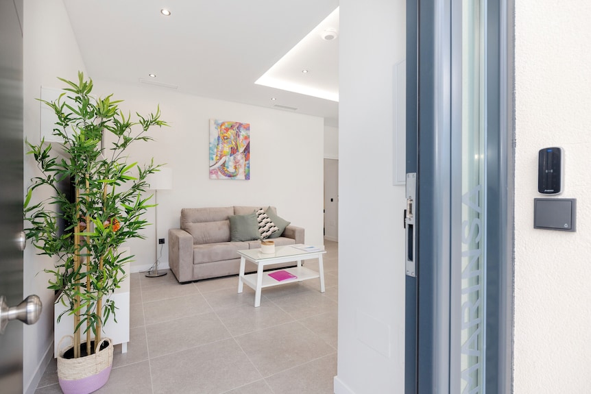 Apartment '1 Dormitorio Selene' With Shared Pool, Wi-fi And Air Conditioning - Torre del Mar