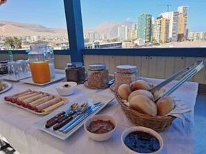 Café da manhã continental grátis todos os dias