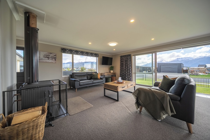 Fiordland Vista Lodge - Te Anau Holiday Home - Fiordland