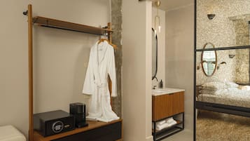 Cortinas/cortinados opacos, quartos insonorizados