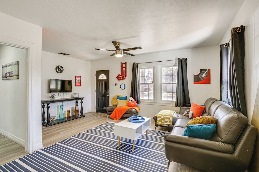 Time Machine: Games Galore In Lubbock Home By Ttu! - 러벅