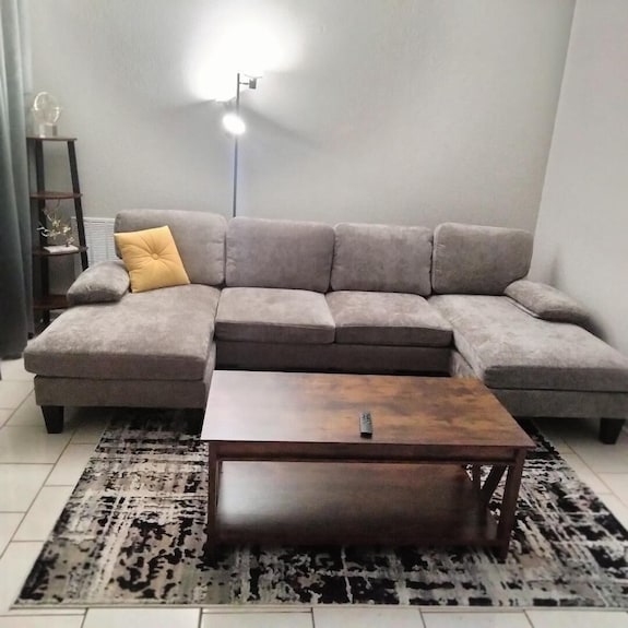 Beautiful Remodelded 4/1.5 Bathroom Home In South Corpus Christi, Close To Beach - Corpus Christi, TX