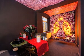Casa, vista para o jardim | Sala de estar | Smart TV, Netflix, serviços de streaming 