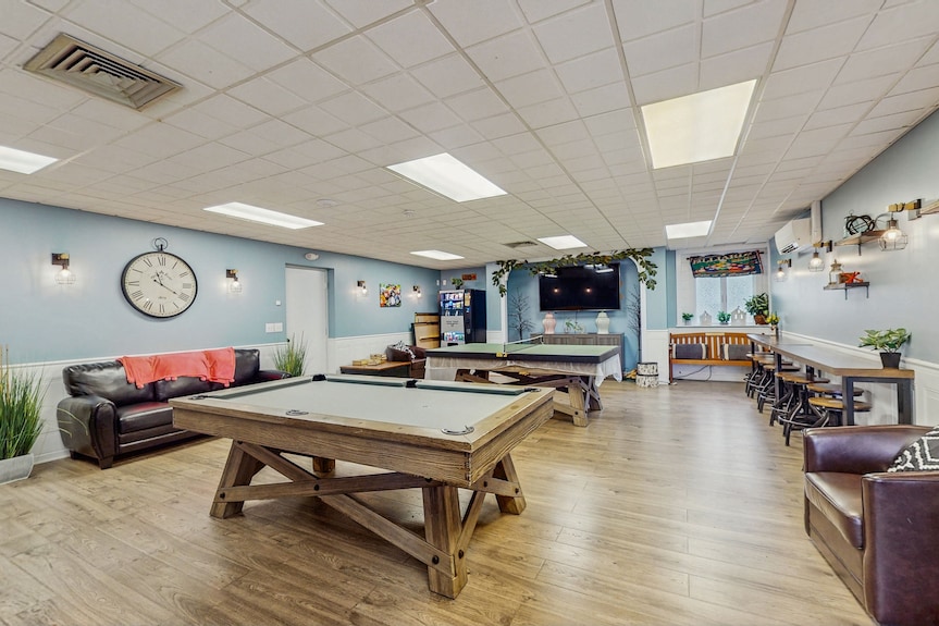 Spacious Dog-friendly House With Private W/d, Wifi - Community Amenities - Kalahari Indoor Waterpark, Pocono Manor