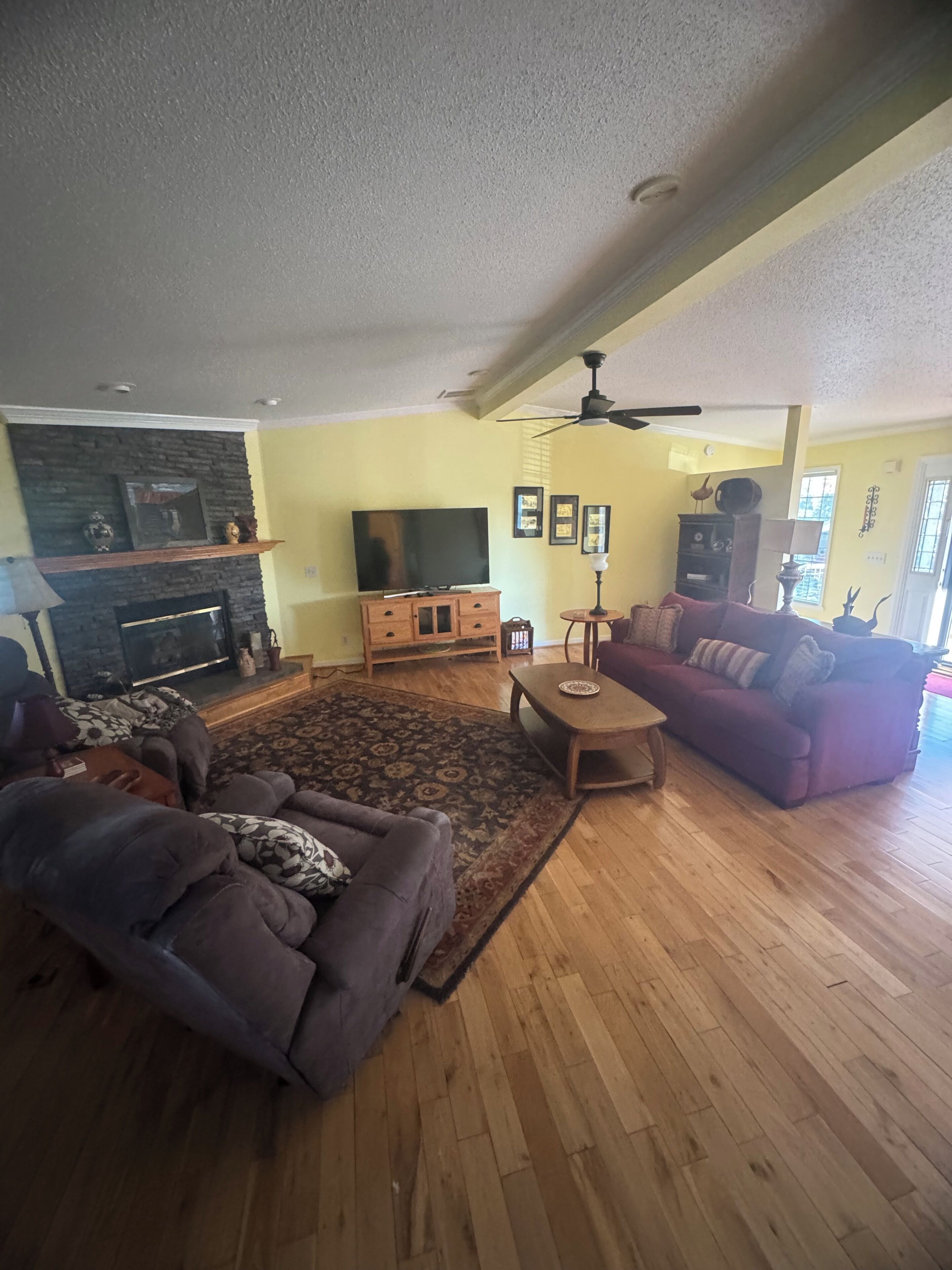 Charming 2bd Family Friendly Home In Country-like Setting Near Orchards & Winery - Hendersonville