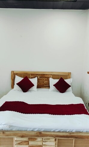 Quarto Duplo | Camas desdobráveis, Wi-fi grátis, roupa de cama fornecida