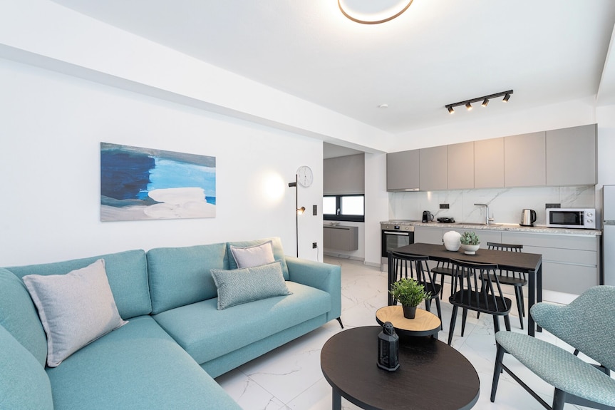 Emerald Three-bedroom Villa With Private Pool - París