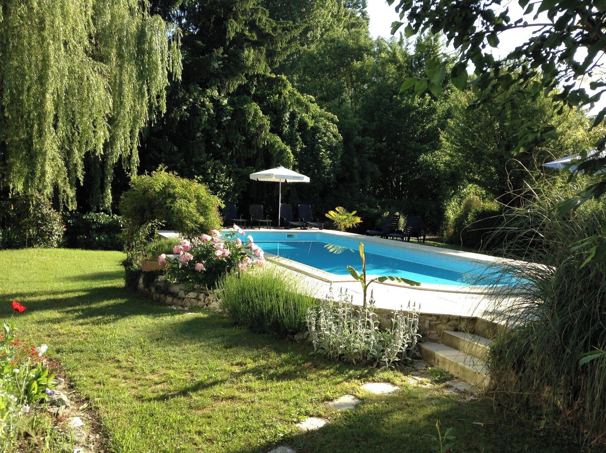 Piscina externa sazonal