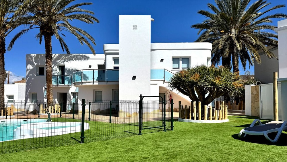 Complejo El Oasis De San José - Andalusia