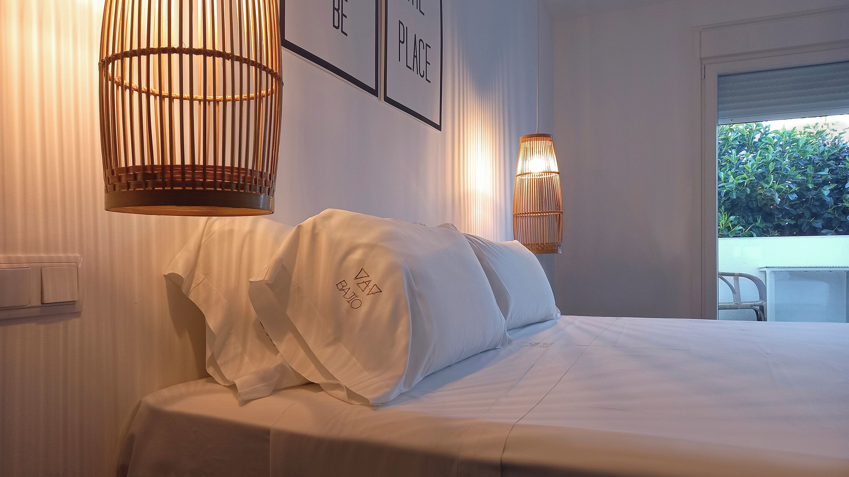 Suíte, sacada | Escrivaninha, espaço de trabalho para notebook, Wi-Fi de cortesia