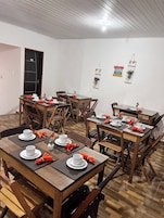 Café da manhã continental grátis todos os dias