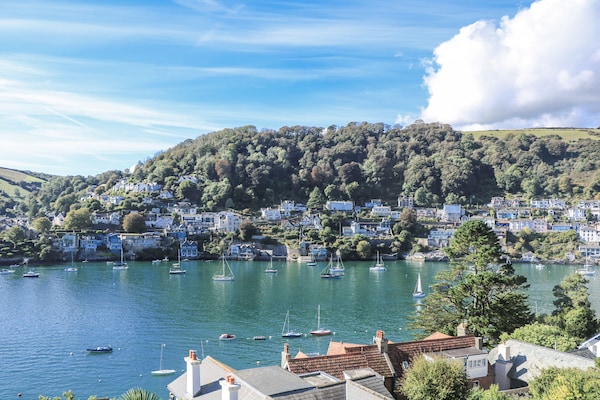 Fastnet At Nonsuch House - Dartmouth