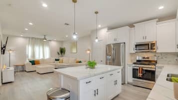 Casa (2 Bedrooms) | Interior