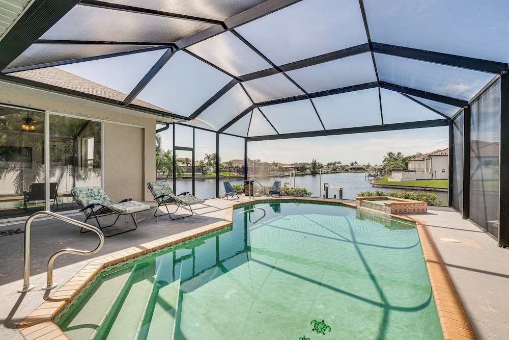 Boat Dock & Patio: Cape Coral Home 6 Mi To Beach! - Cape Coral, FL