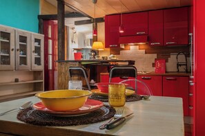 Apartamento, 1 cama de casal | Sala de jantar