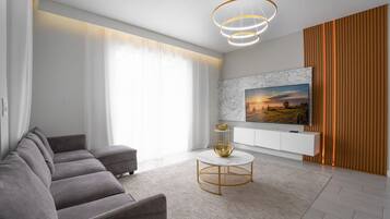 Smart TV de 32 polegadas com canais por cabo, Netflix