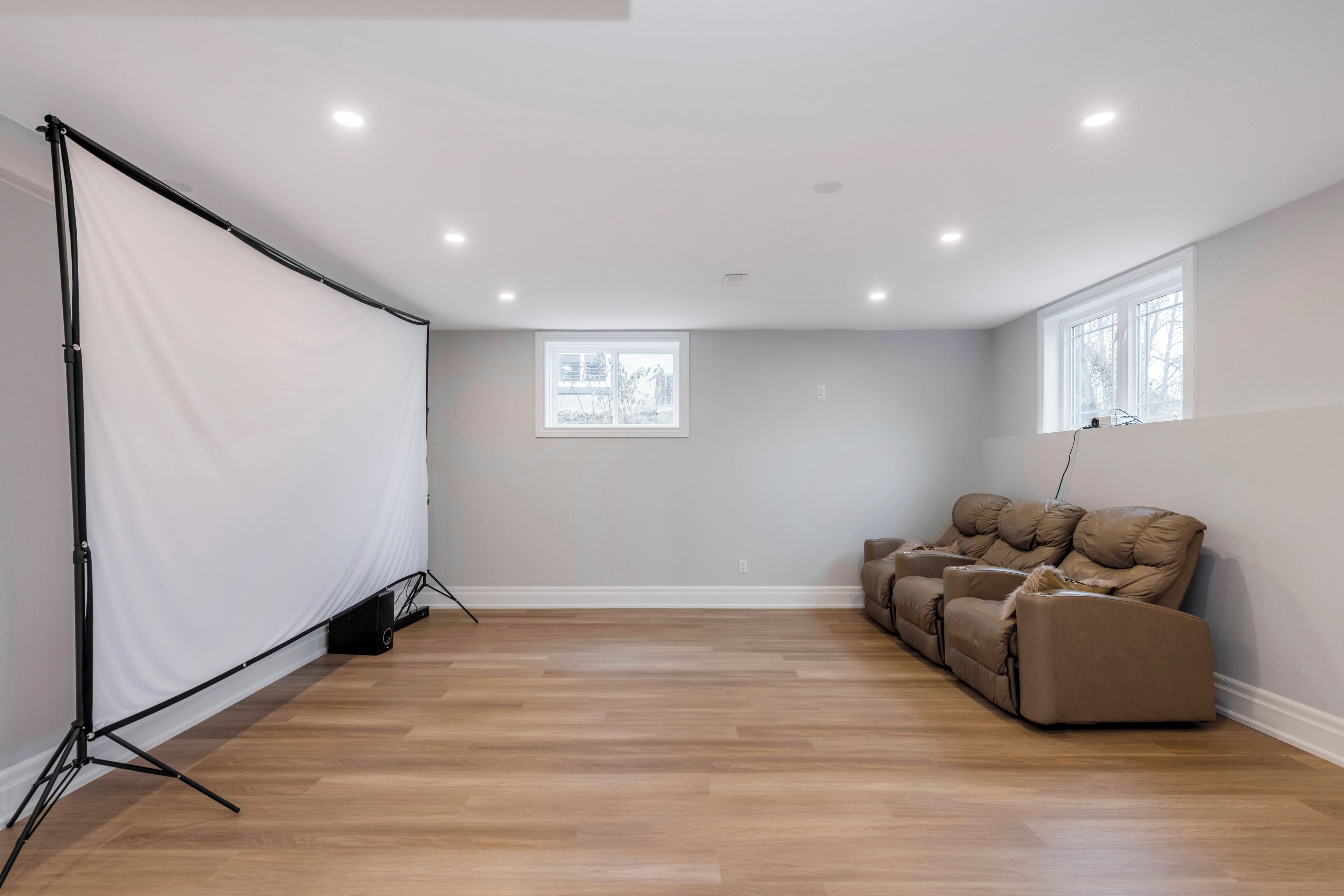 Large Innisfil Lakeview Cottage With Steps To Lake Simcoe - Barrie