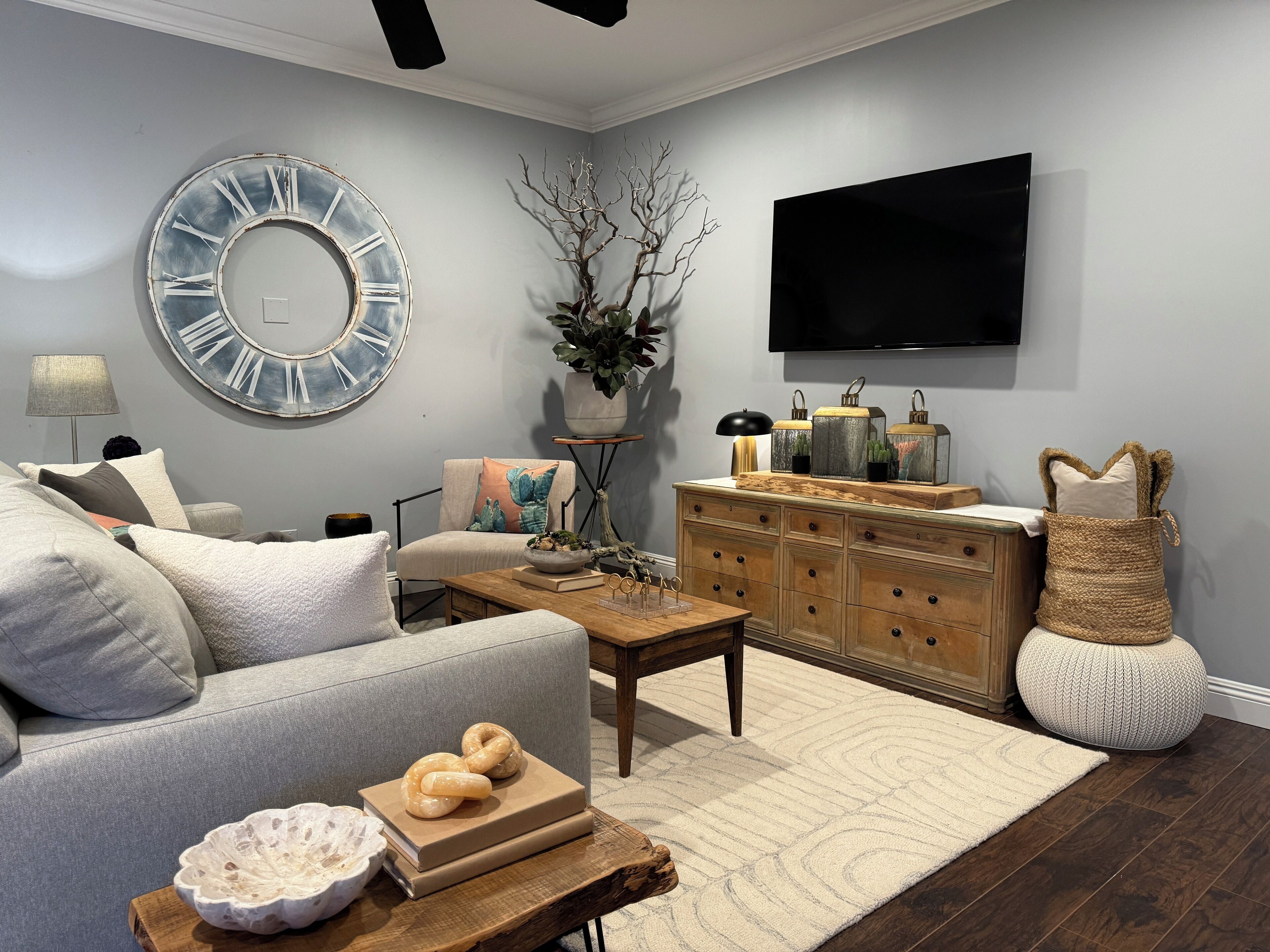 Charming Hillside Escape - Corona, CA