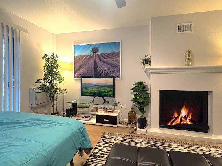 Cozy Marina Del Rey Stay Near The Beach - Santa Monica, CA