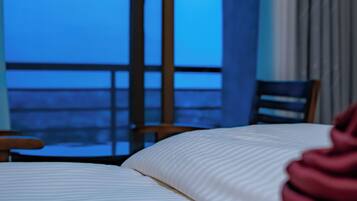 Quarto Duplo Familiar, varanda, Vista para a cidade | Comodidade do quarto